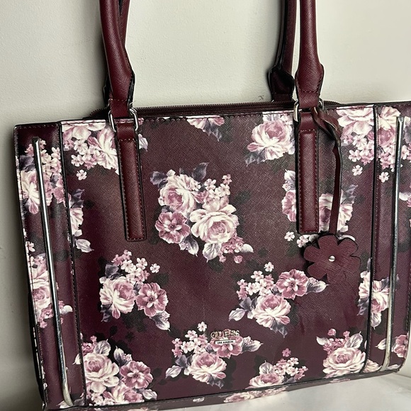 Guess | Bags | One Stone Missing Guess Brown And Pink Floral Tote Bag ...
